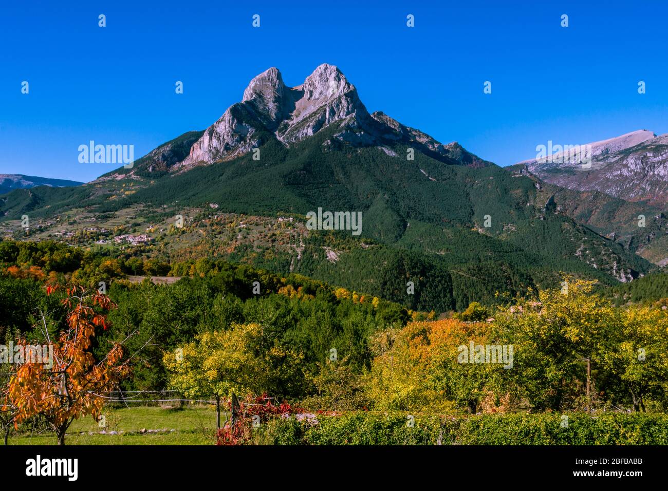 Pedraforca mountains hi-res stock photography and images - Alamy