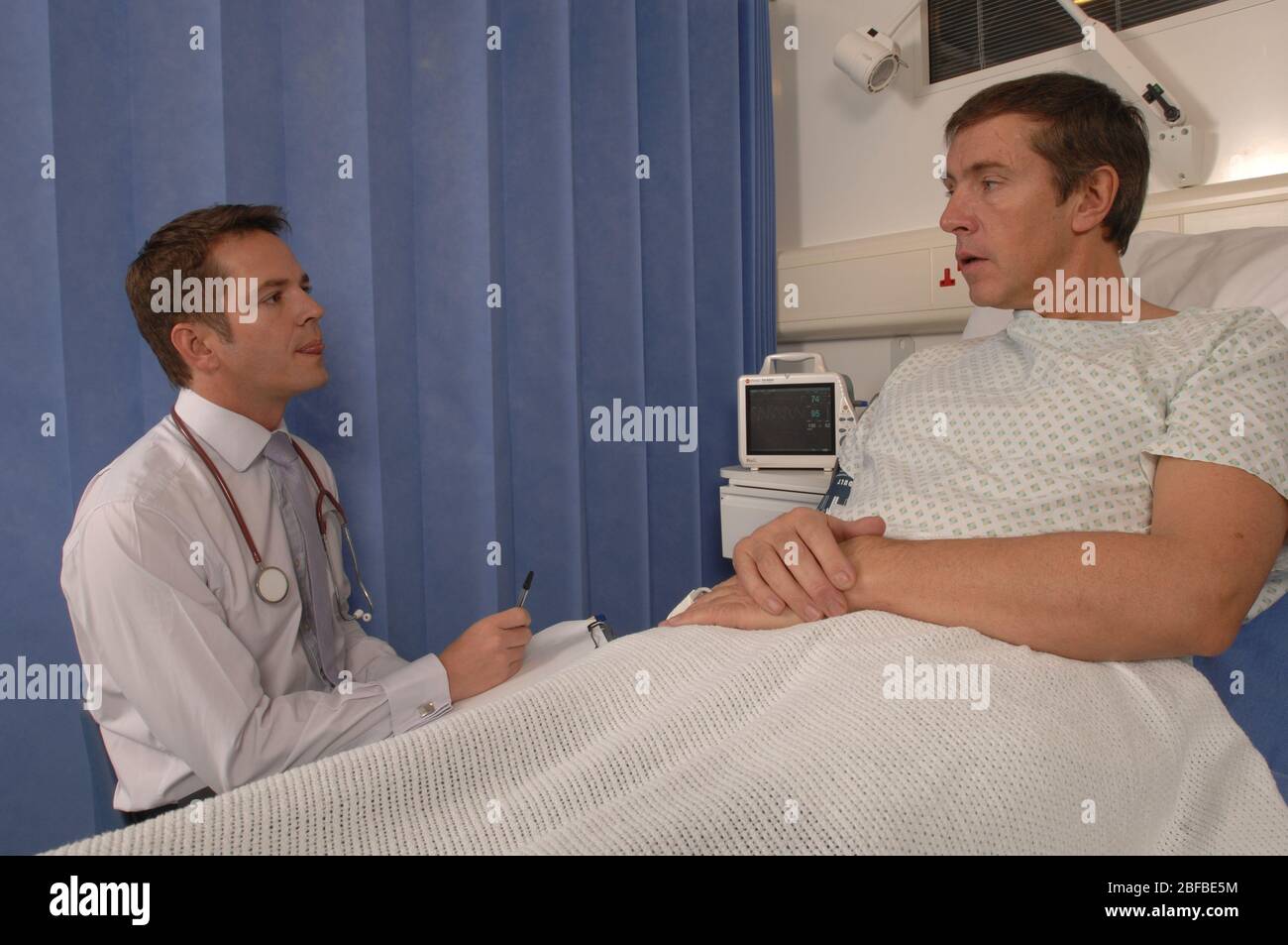 Ward round hi-res stock photography and images - Alamy