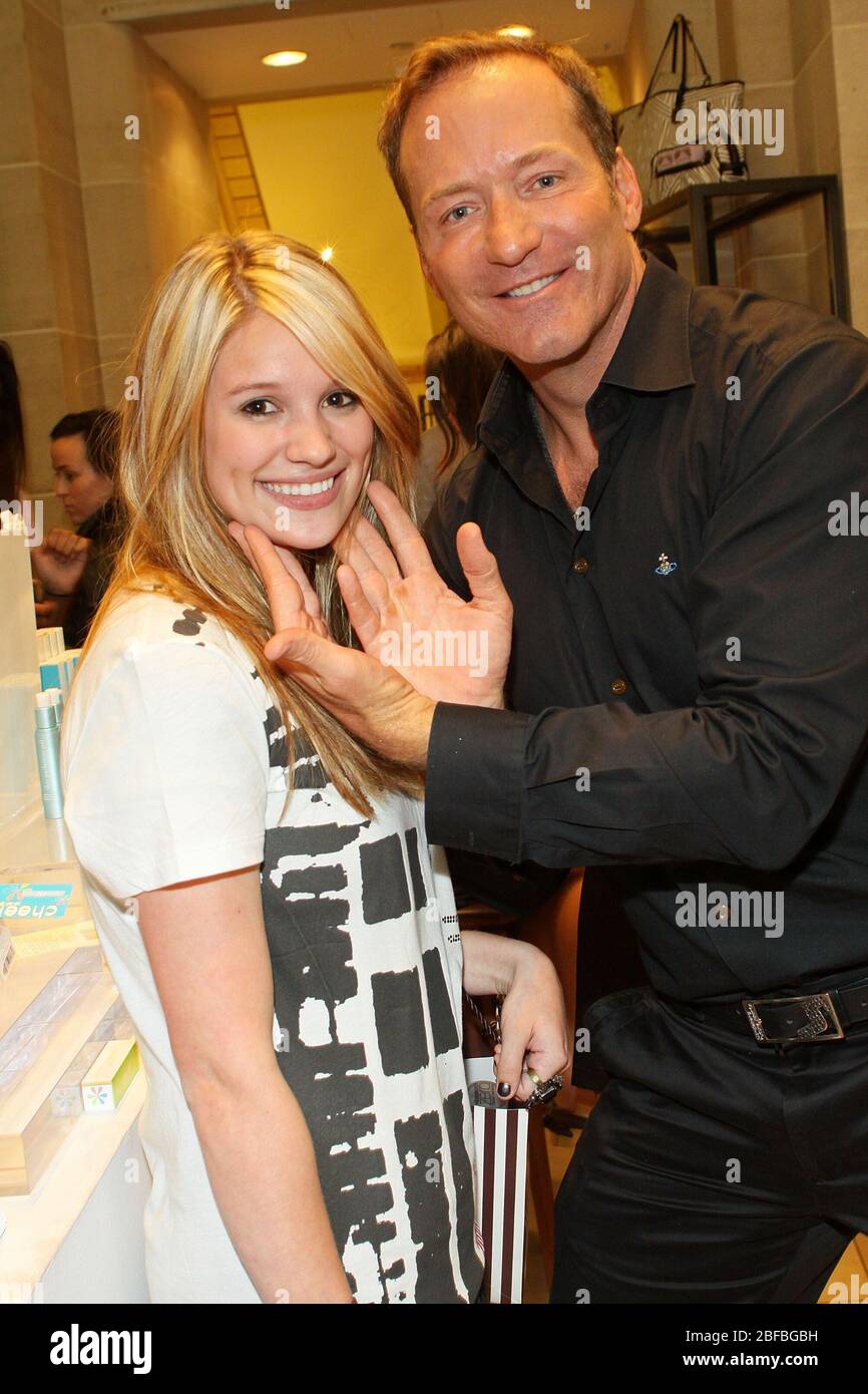 New York, NY, USA. 10 September, 2010. Richard Anderson at the Henri ...