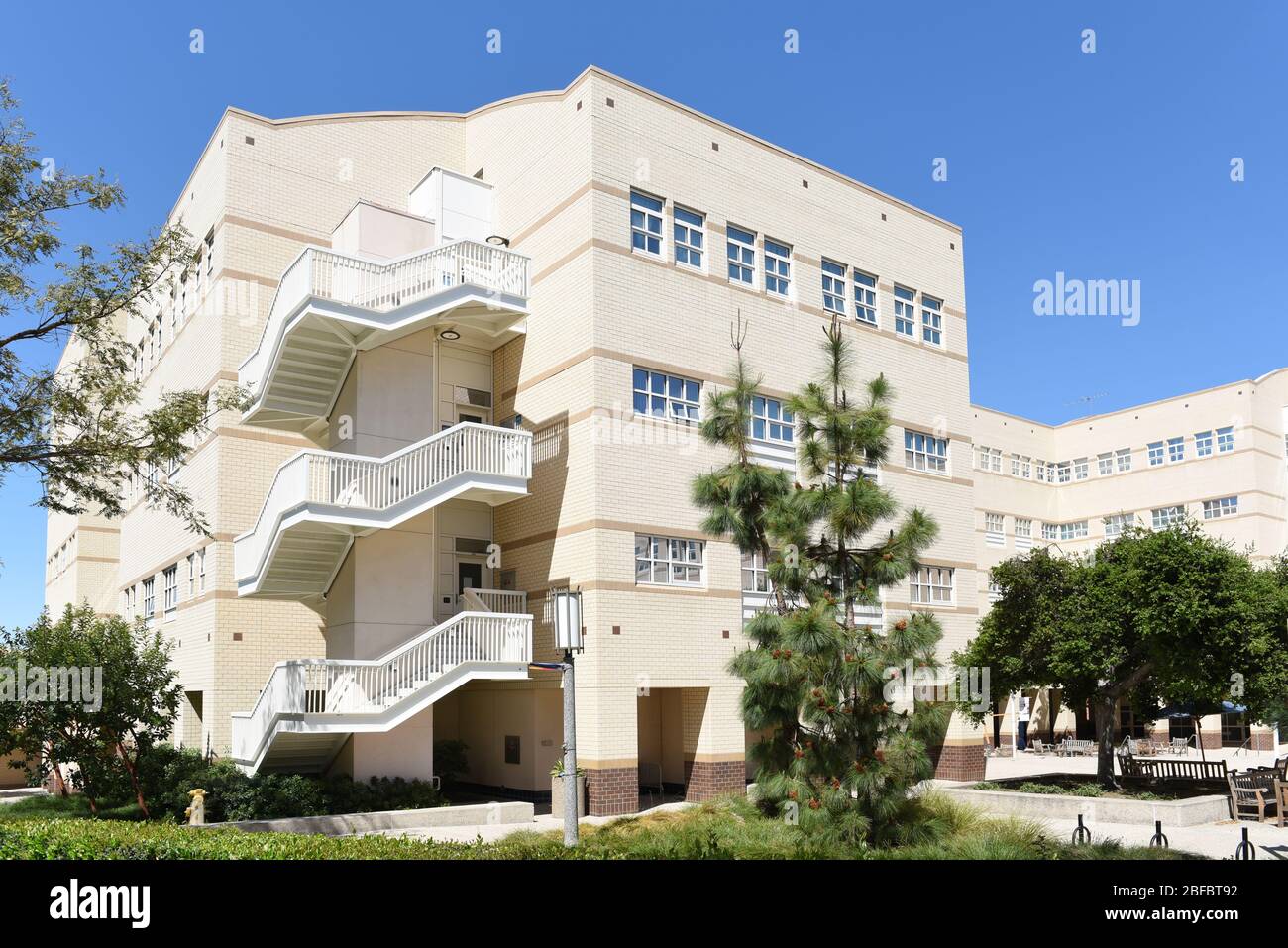 IRVINE, CALIFORNIA - 16 APRIL 2020: Social Science Building on the Campus of the University of ...