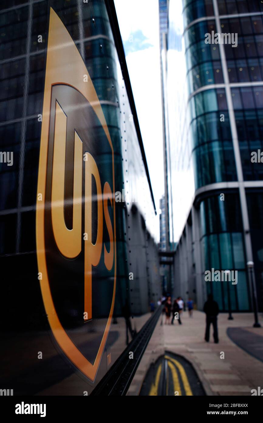 A UPS delivery van Canary Wharf, London Stock Photo - Alamy