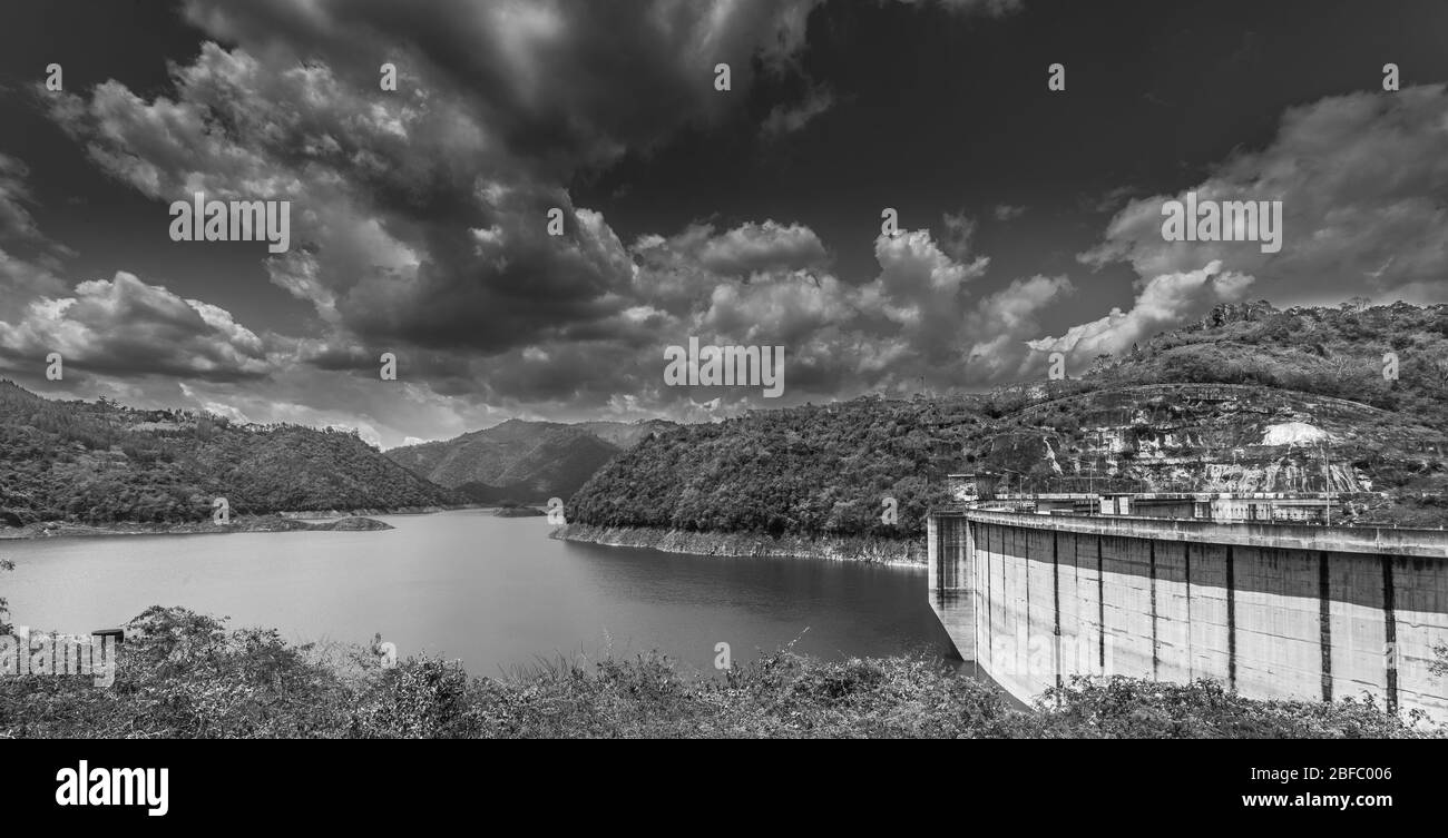 dramatic black and white image of Presa Jiguey Dam and reservoir, in ...