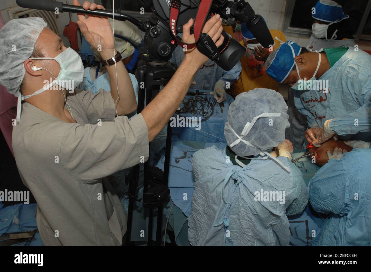 Above knee amputation hi-res stock photography and images - Alamy