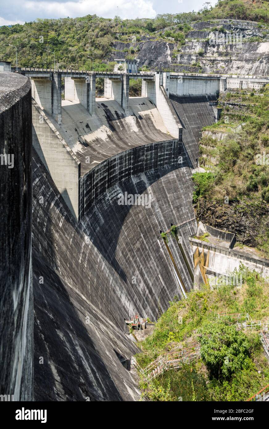 dramatic image of Presa JIguey Dam and Reservoir high in the caribbean ...