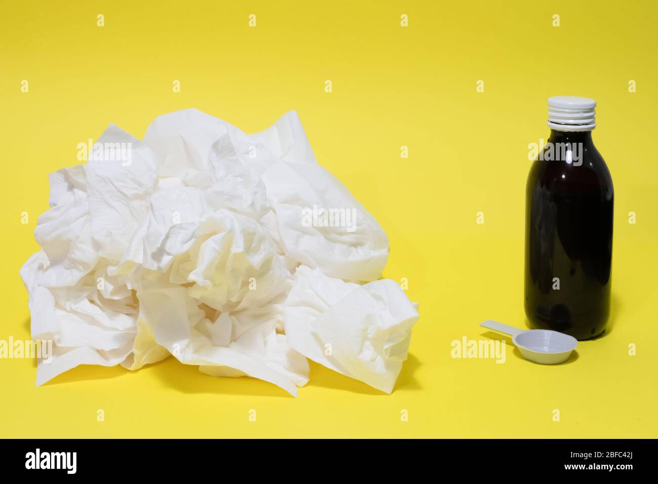 Dirty tissues hi-res stock photography and images - Alamy