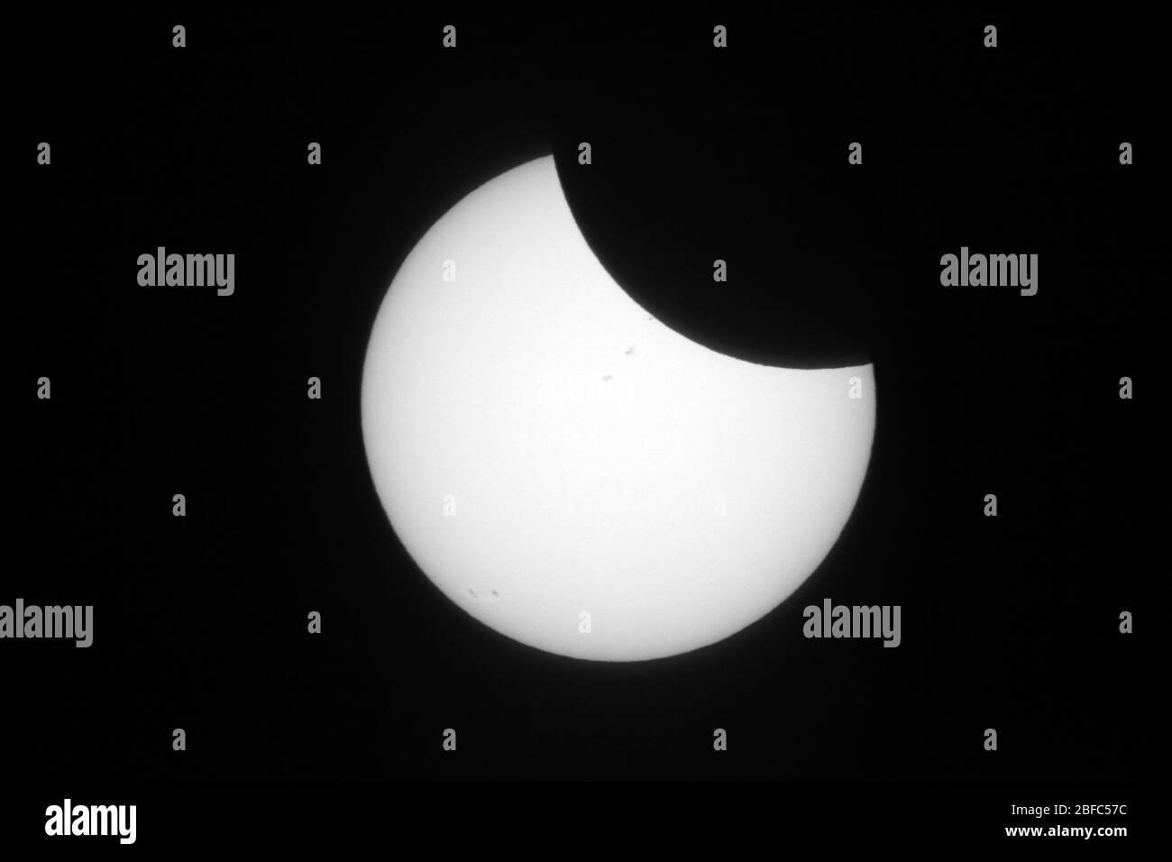 Watching total solar eclipse hi-res stock photography and images - Alamy