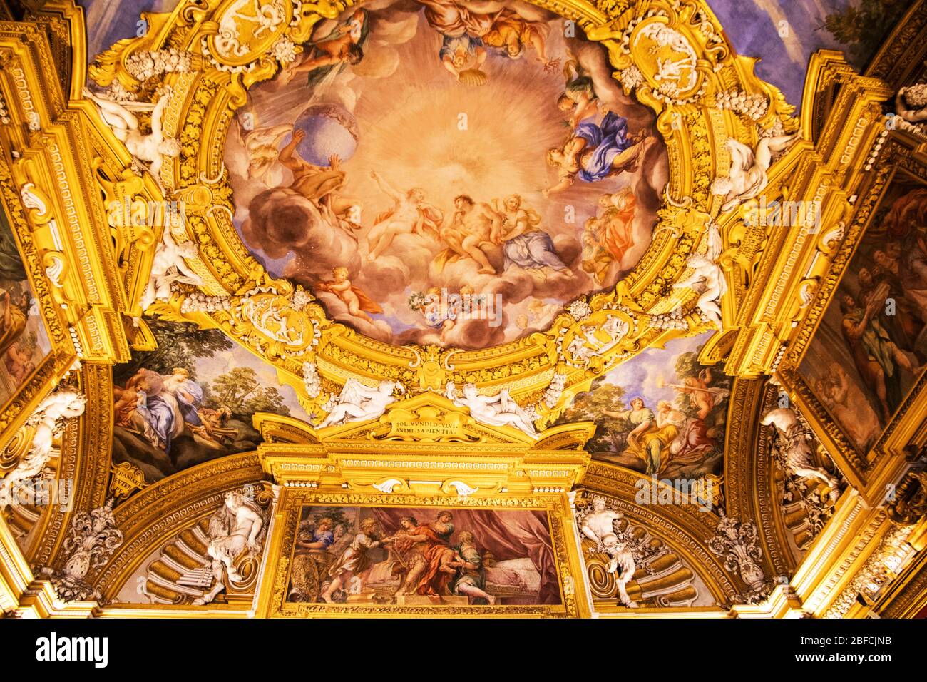 Florence palazzo pitti room hi-res stock photography and images - Alamy