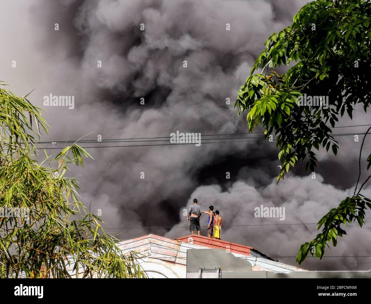 Philippines manila slum tondo hi-res stock photography and images - Alamy