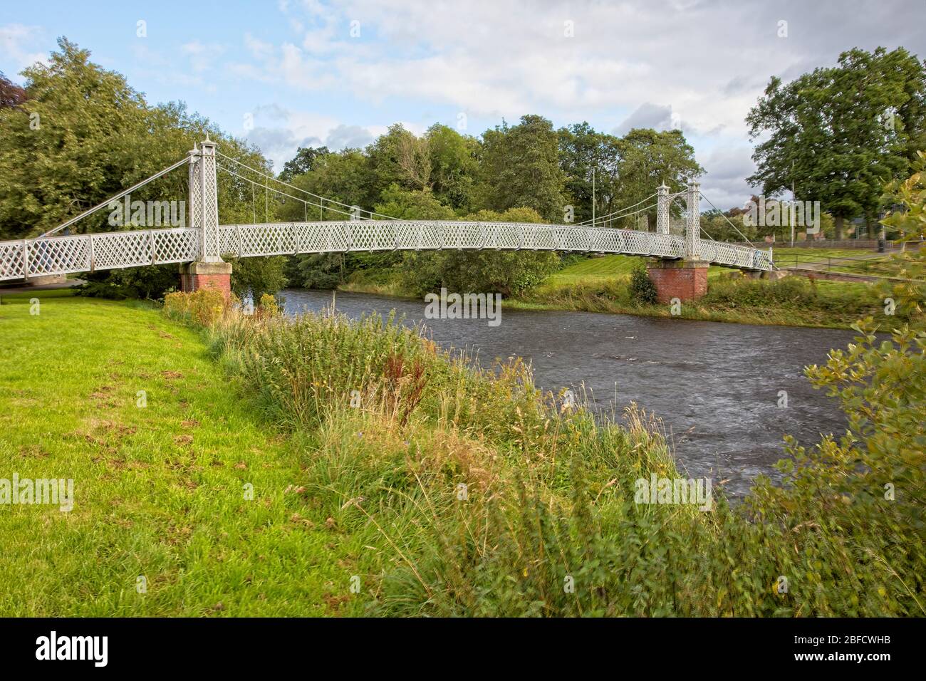 Footbridge iron hi-res stock photography and images - Alamy