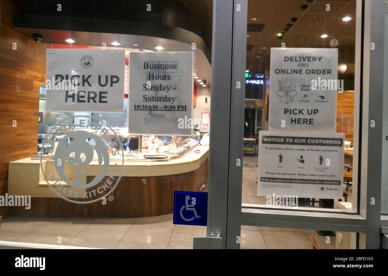 Panda express sign hi-res stock photography and images - Alamy