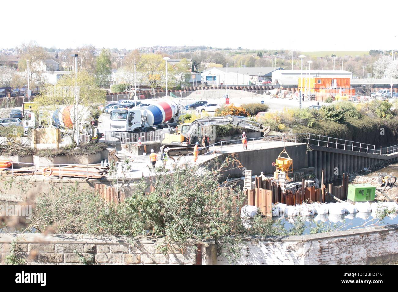 Riverside construction hi-res stock photography and images - Alamy