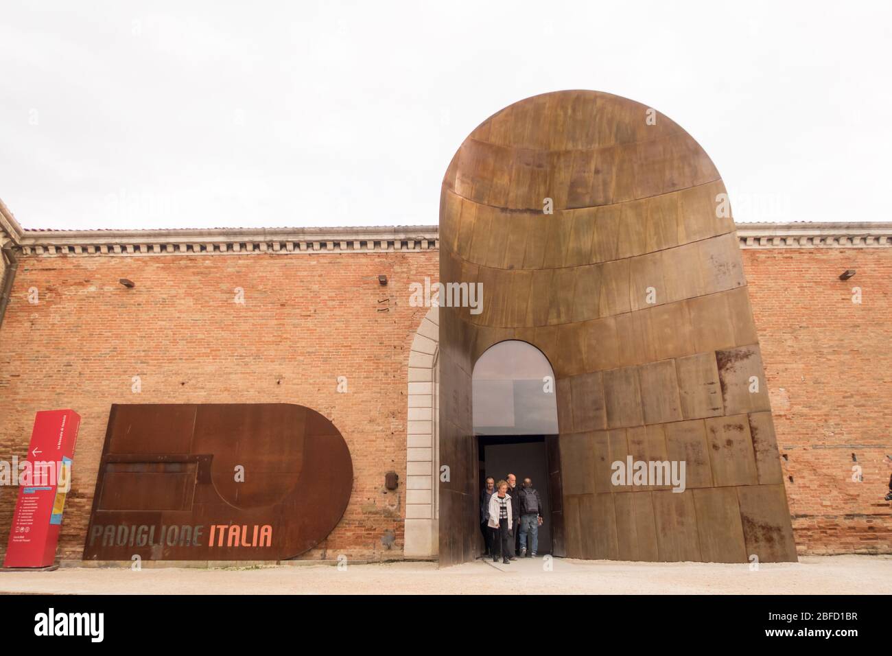 The entrance to the Italian Pavilion at the Venice Biennale Stock Photo ...