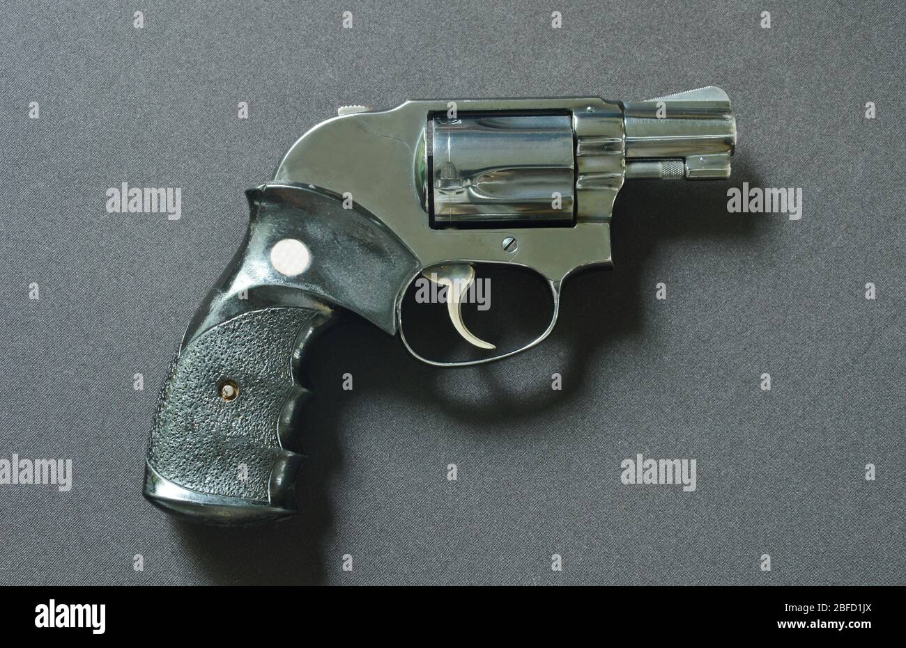 Machine gun with trigger motor hi-res stock photography and images - Alamy