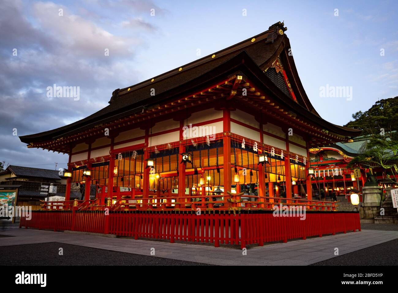 Fushimi Inari-Taisha Shrine is known worldwide as one of the most ...