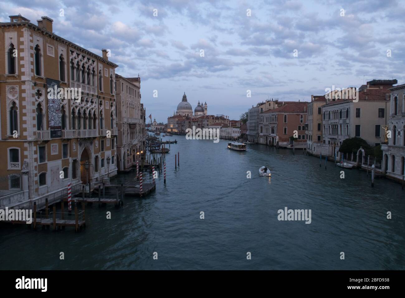 A view of Venice Grand Canal at dusk Stock Photo - Alamy