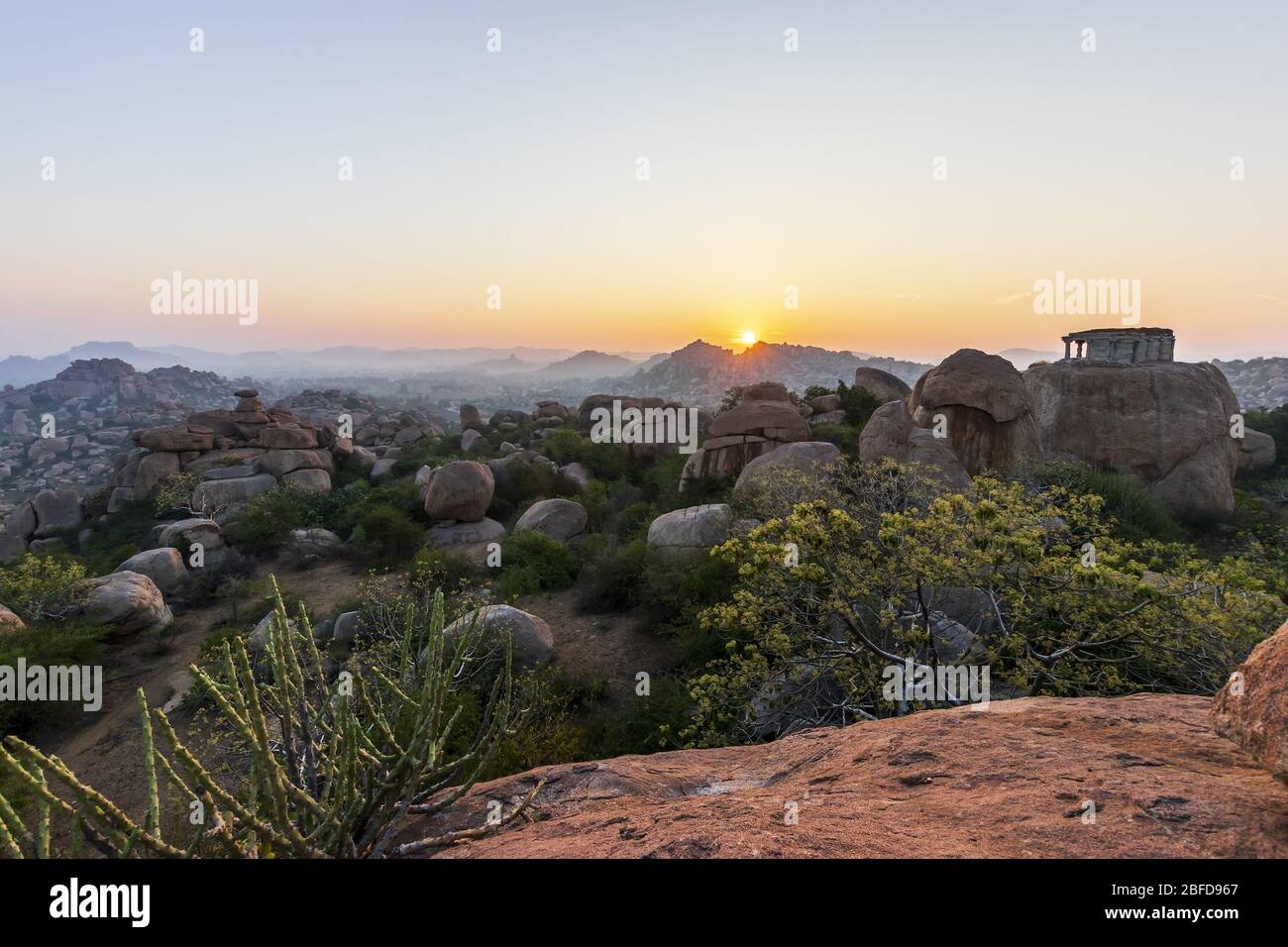 Sunrise in Humpi, state Karnataka, India. Old ancient ruins and Hindu ...