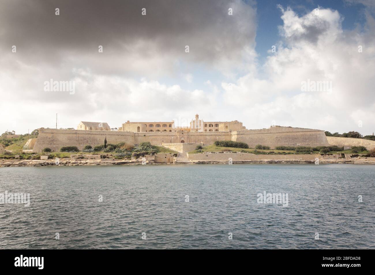 sea view of Fort Manoel on Manoel Island in Malta Stock Photo - Alamy