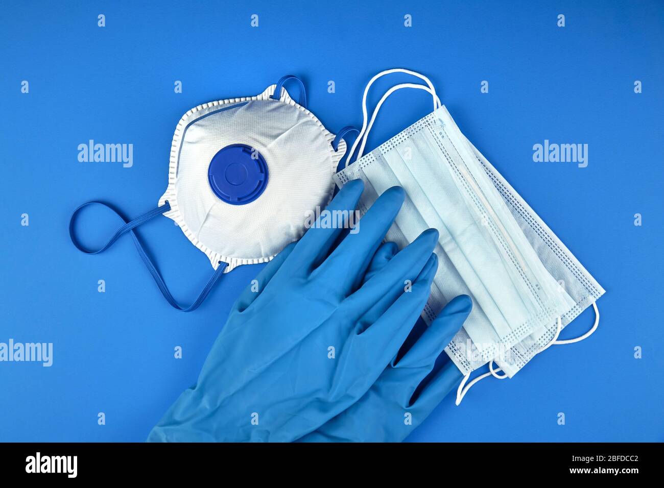 Protection filtering facepiece respirator n95, ffp2. Disposable ...