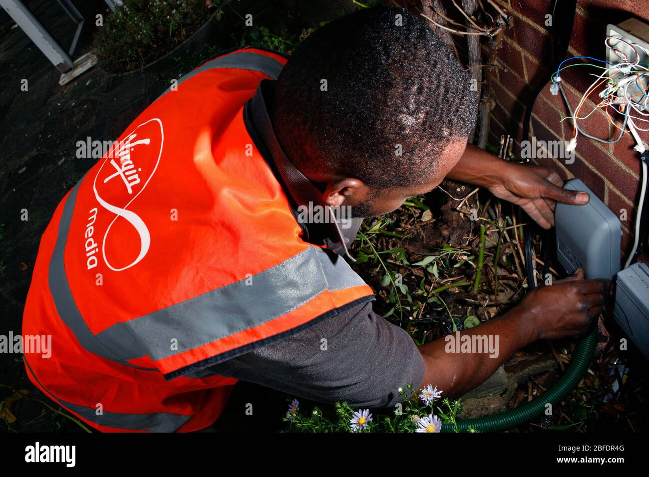 Cable television network hi-res stock photography and images - Alamy
