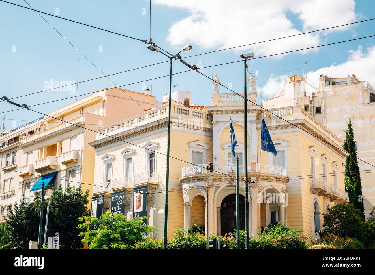 The goulandris museum of cycladic art hi-res stock photography and ...