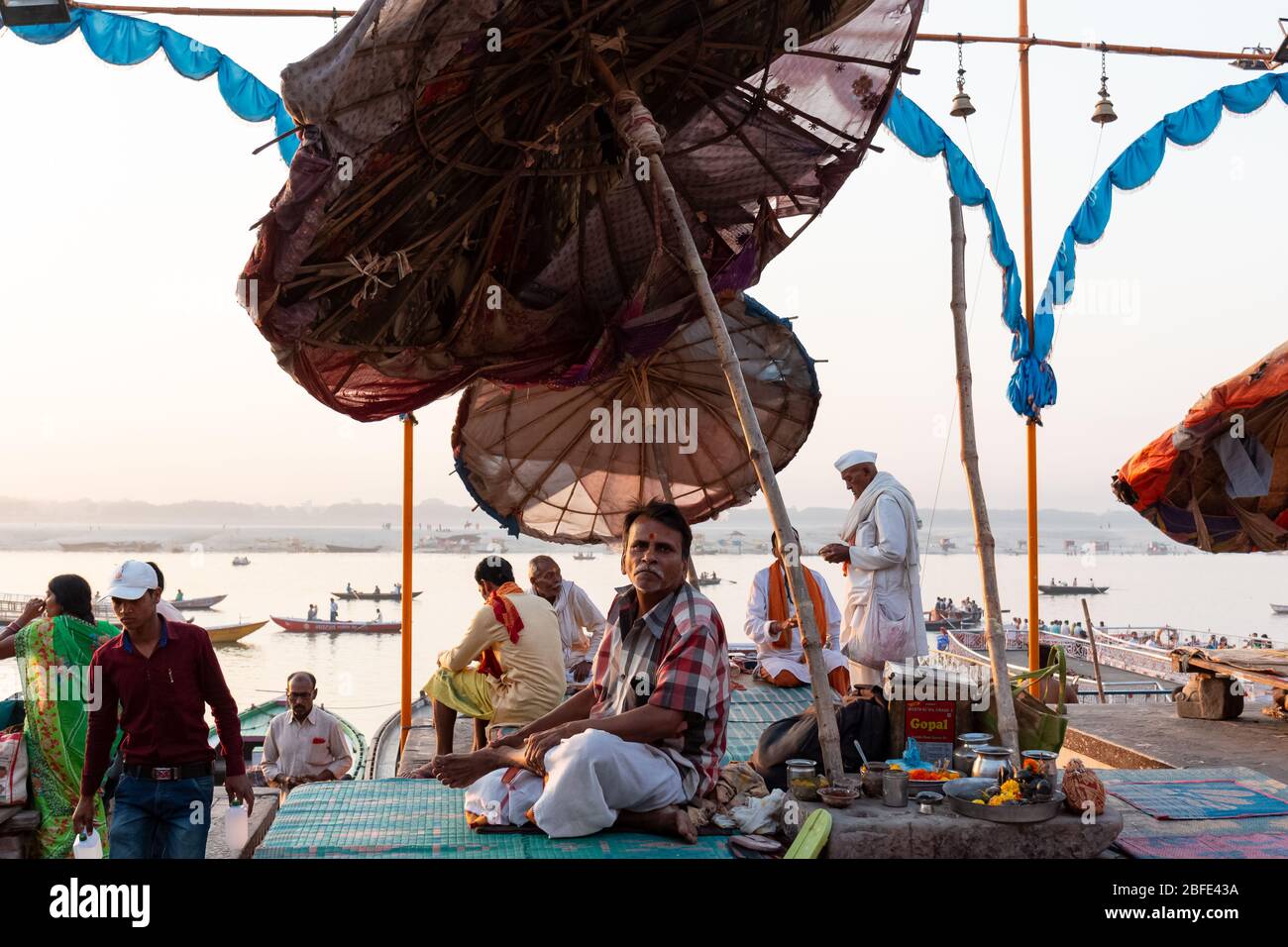 aranasi, Uttar Pradesh / India - April 2019 : Pilgrims worshiping river ...