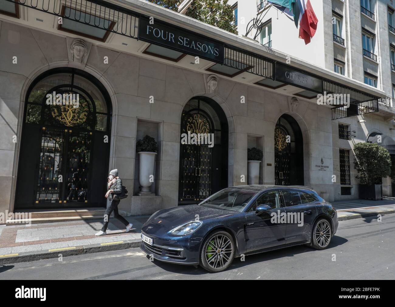 CORONAVIRUS: FAMOUS LUXURY HOTELS TEMPORARILY CLOSED IN PARIS Stock ...