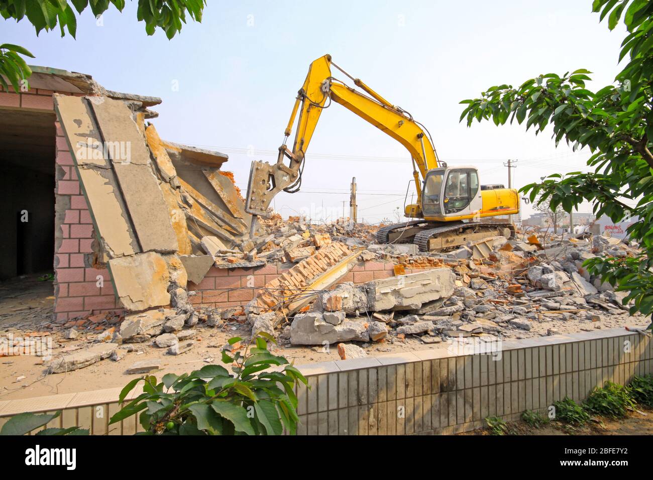 Tsunami clean up hi-res stock photography and images - Alamy