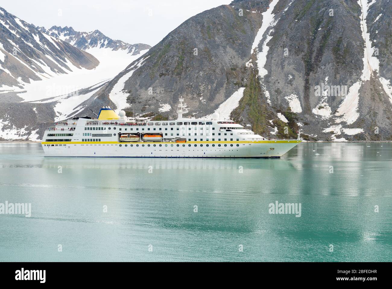 Arctic polar exploration cruise ship hi-res stock photography and ...