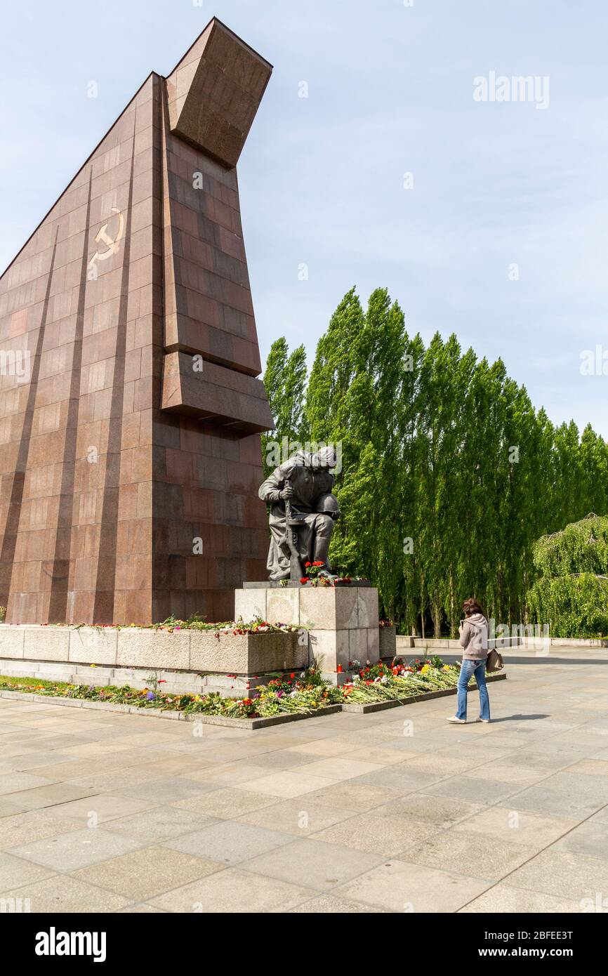The Soviet War Memorial at Treptow, Berlin, in 2015 Stock Photo - Alamy