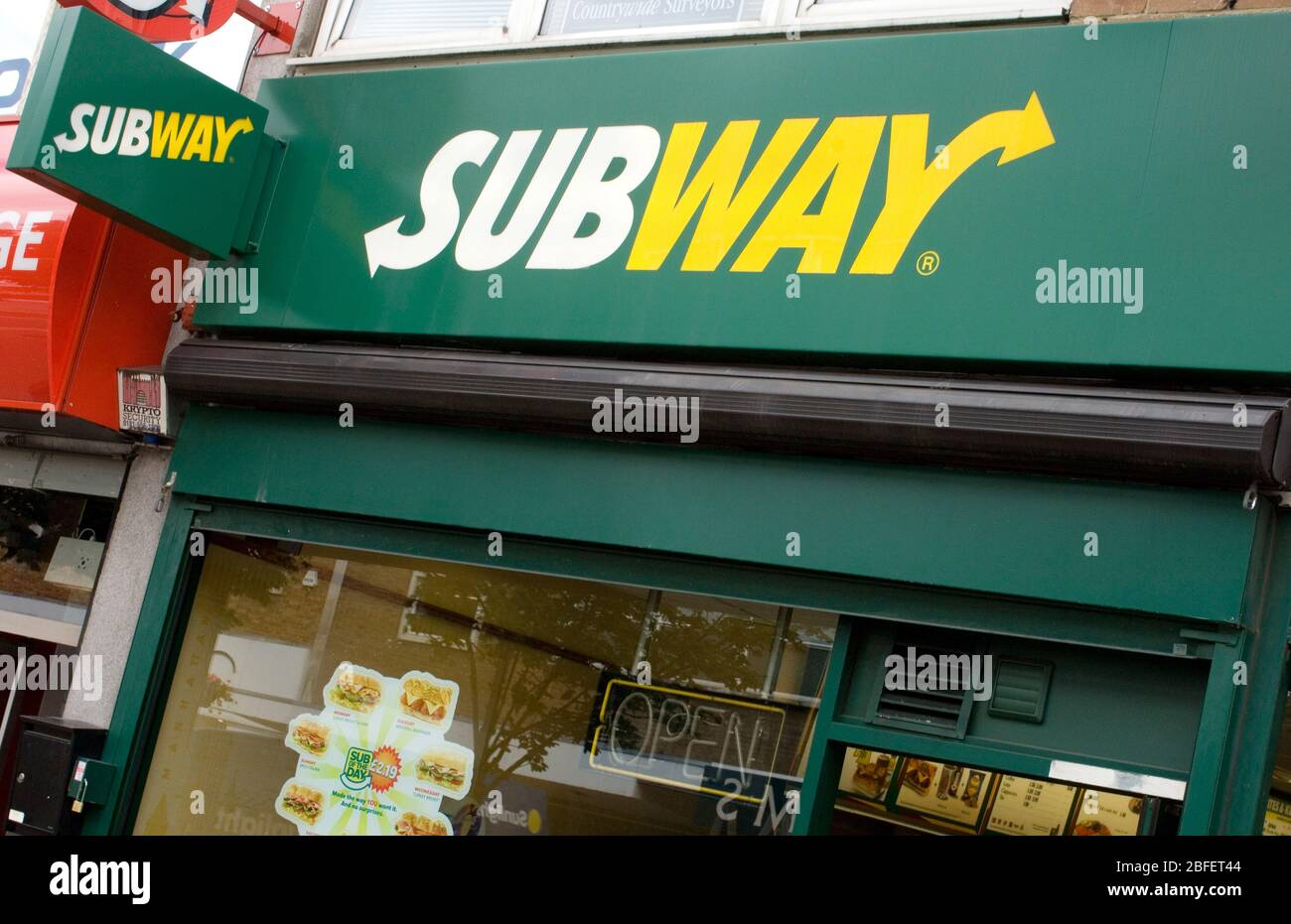 Exterior of a Subway store Stock Photo - Alamy