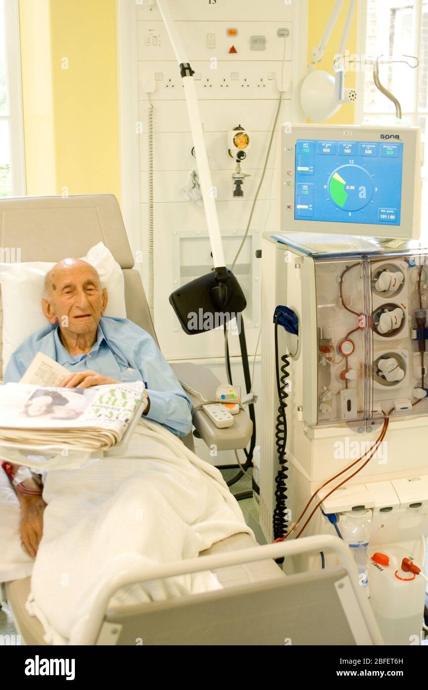 Peritoneal dialysis hi-res stock photography and images - Alamy