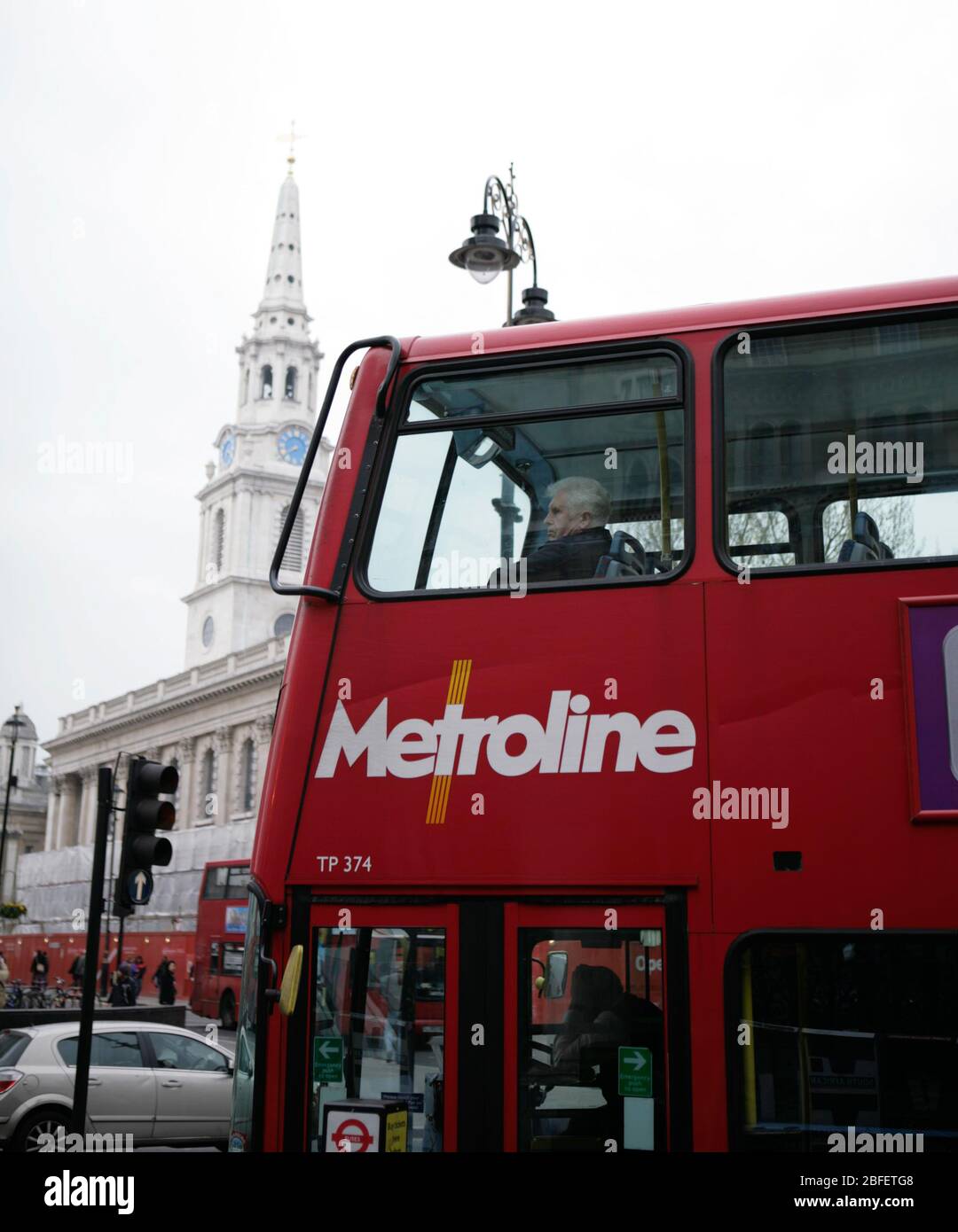 A Metroline bus Stock Photo - Alamy