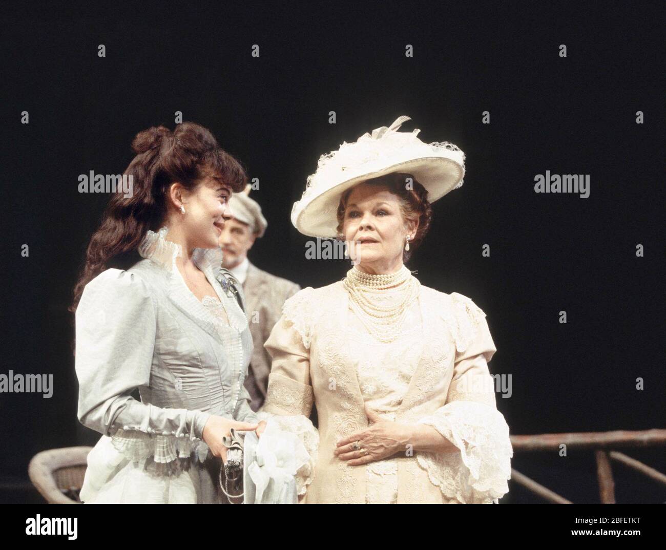 Helen McCrory (Nina), Edward Petherbridge (Dorn), Judi Dench (Arkadina ...