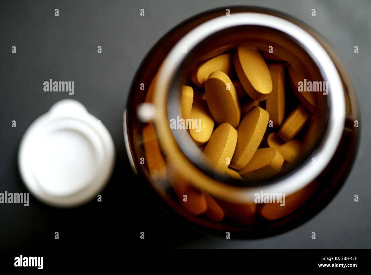 Top view medicine pack hi-res stock photography and images - Alamy