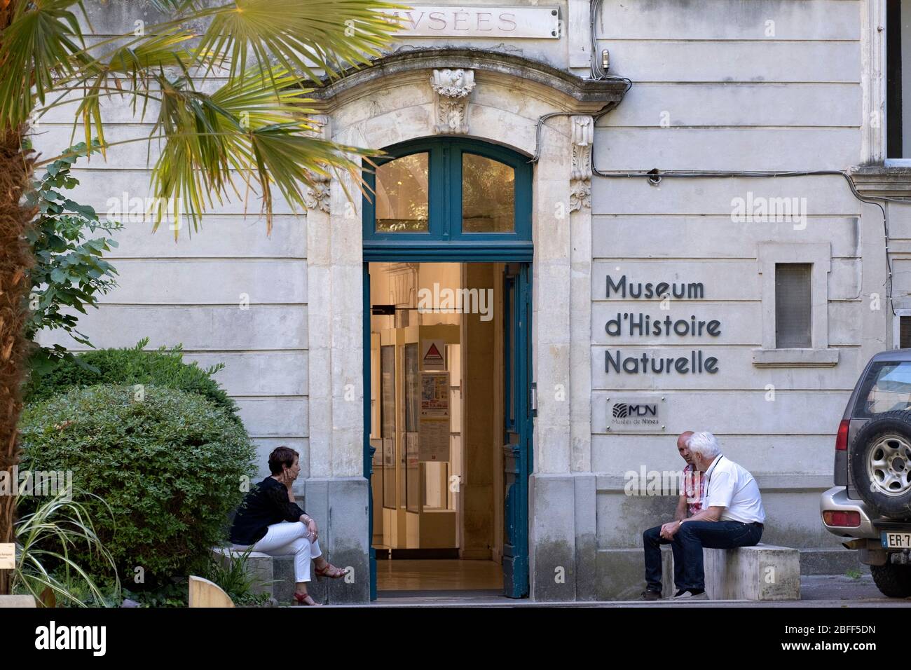 Nimes museum hi-res stock photography and images - Alamy