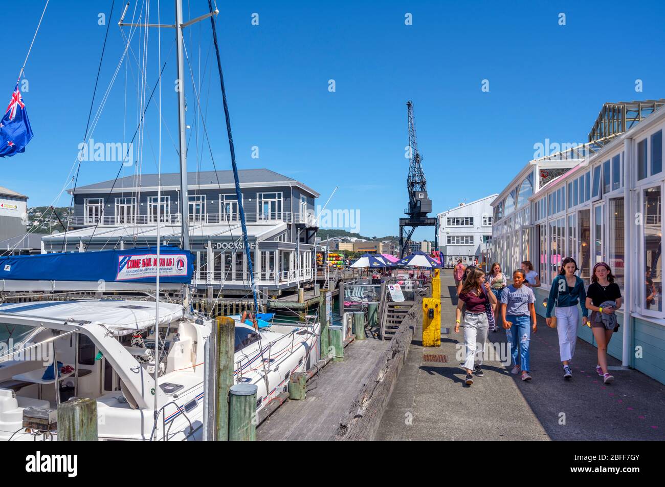 Queens promenade hi-res stock photography and images - Alamy