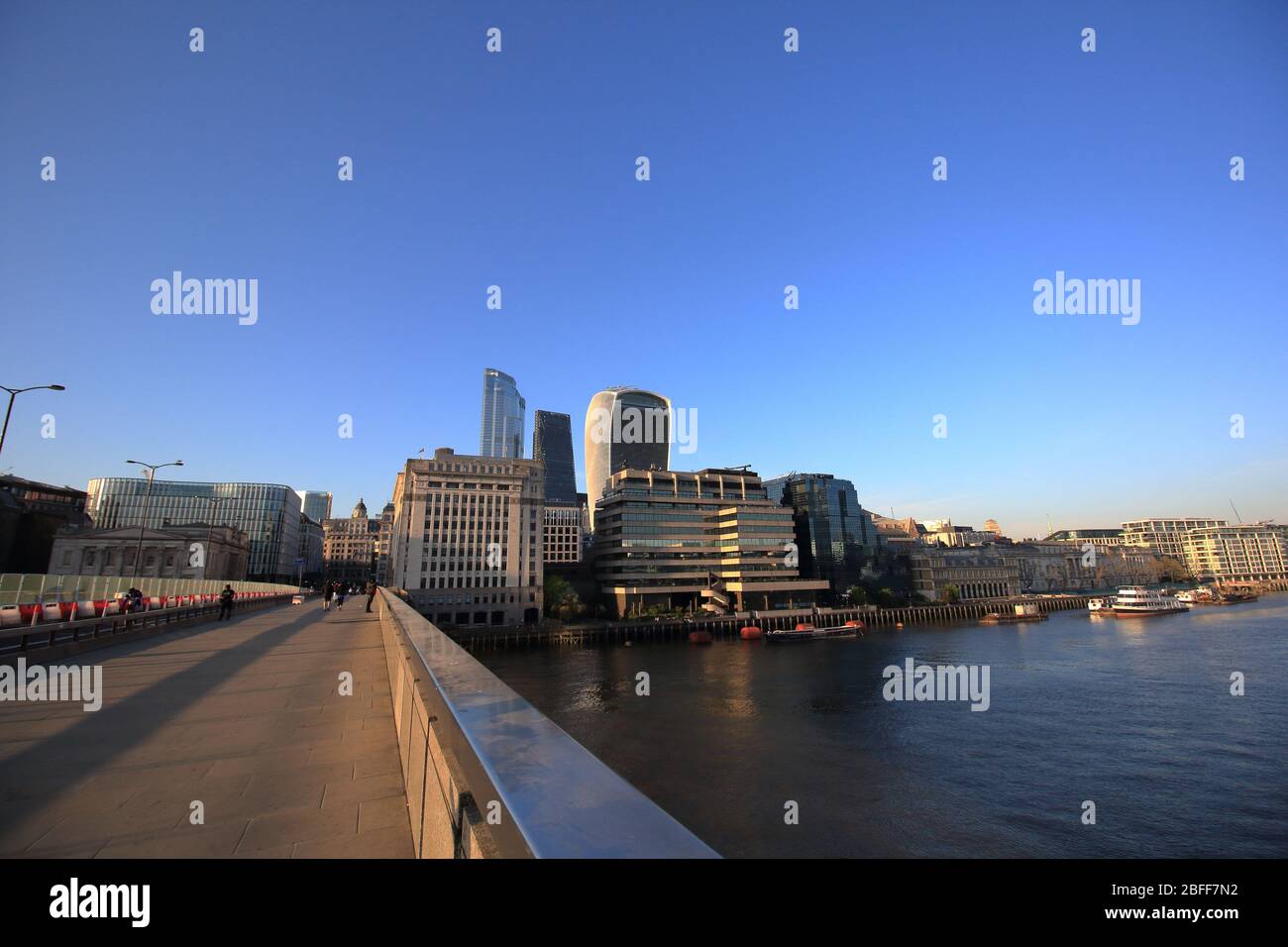 London Bridge, city view Stock Photo - Alamy