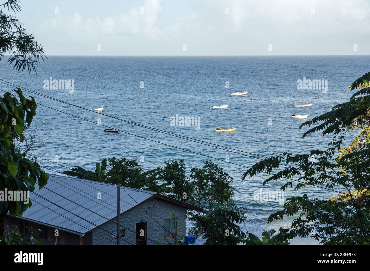 Sunshine bay boats hi-res stock photography and images - Alamy