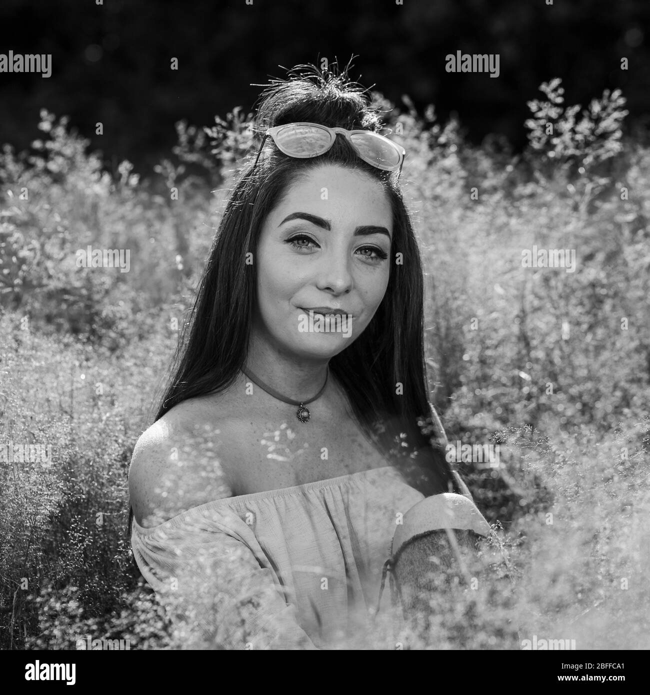 Square shoulders Black and White Stock Photos & Images - Alamy