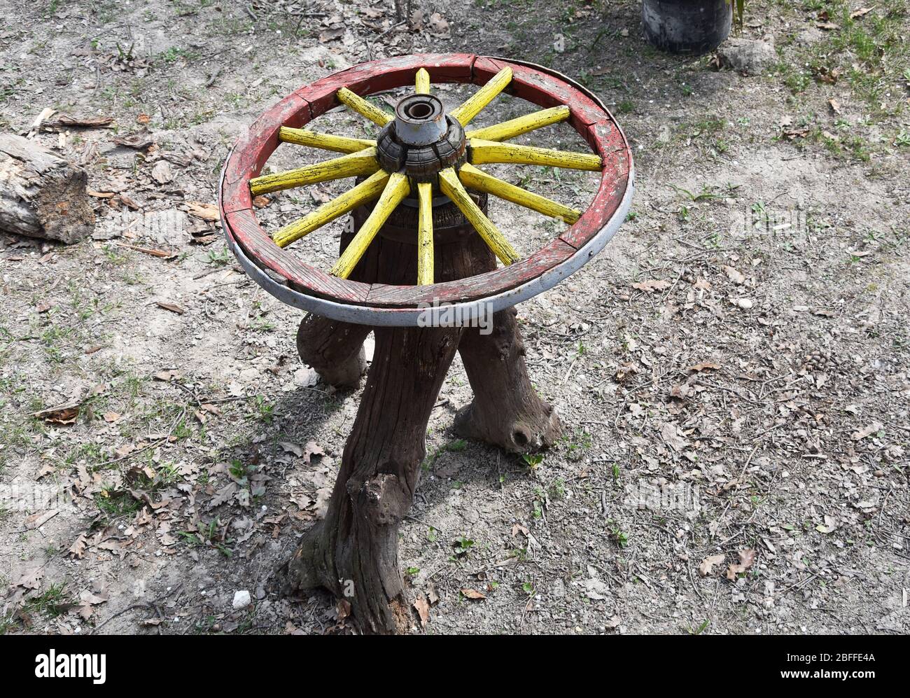 Ancient wheels made of wood and metal Stock Photo - Alamy