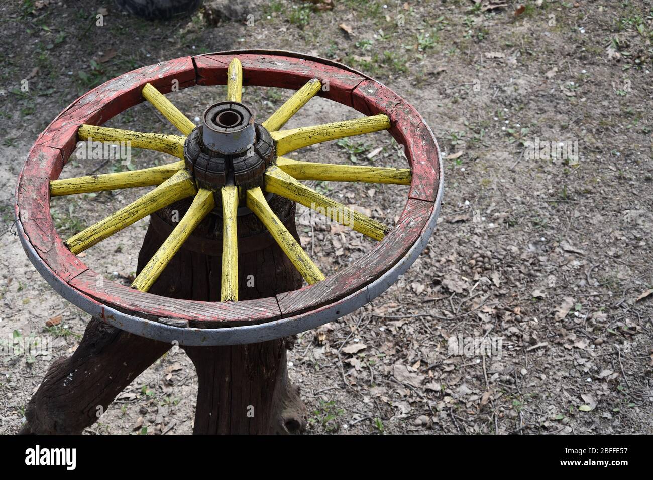 Ancient wheels made of wood and metal Stock Photo - Alamy