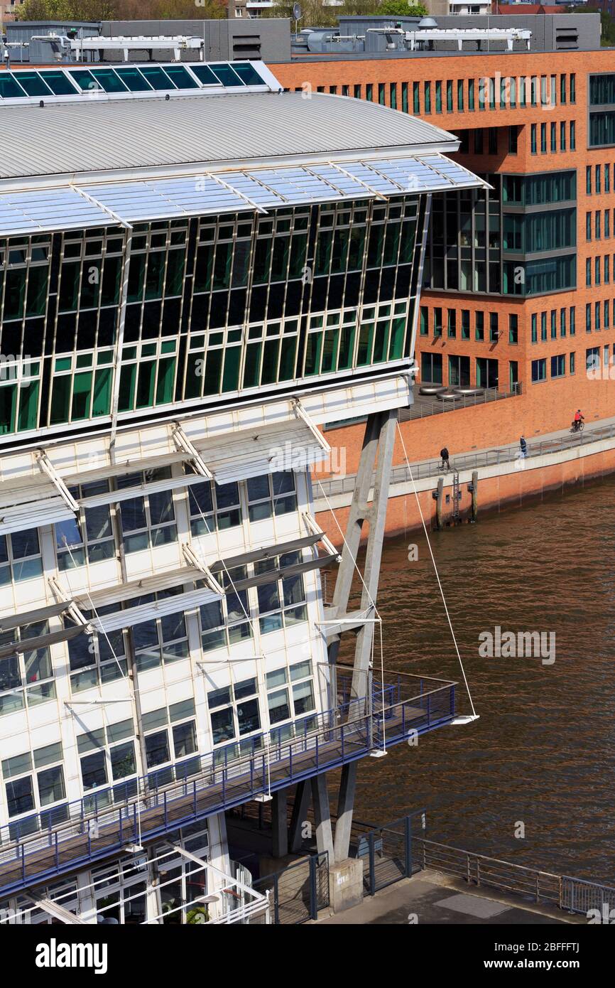 Hamburg cruise center hi-res stock photography and images - Alamy