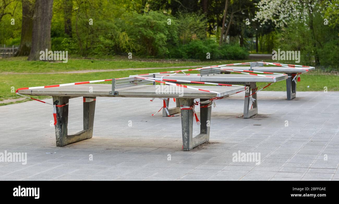 Outdoor table tennis tables hi-res stock photography and images - Alamy