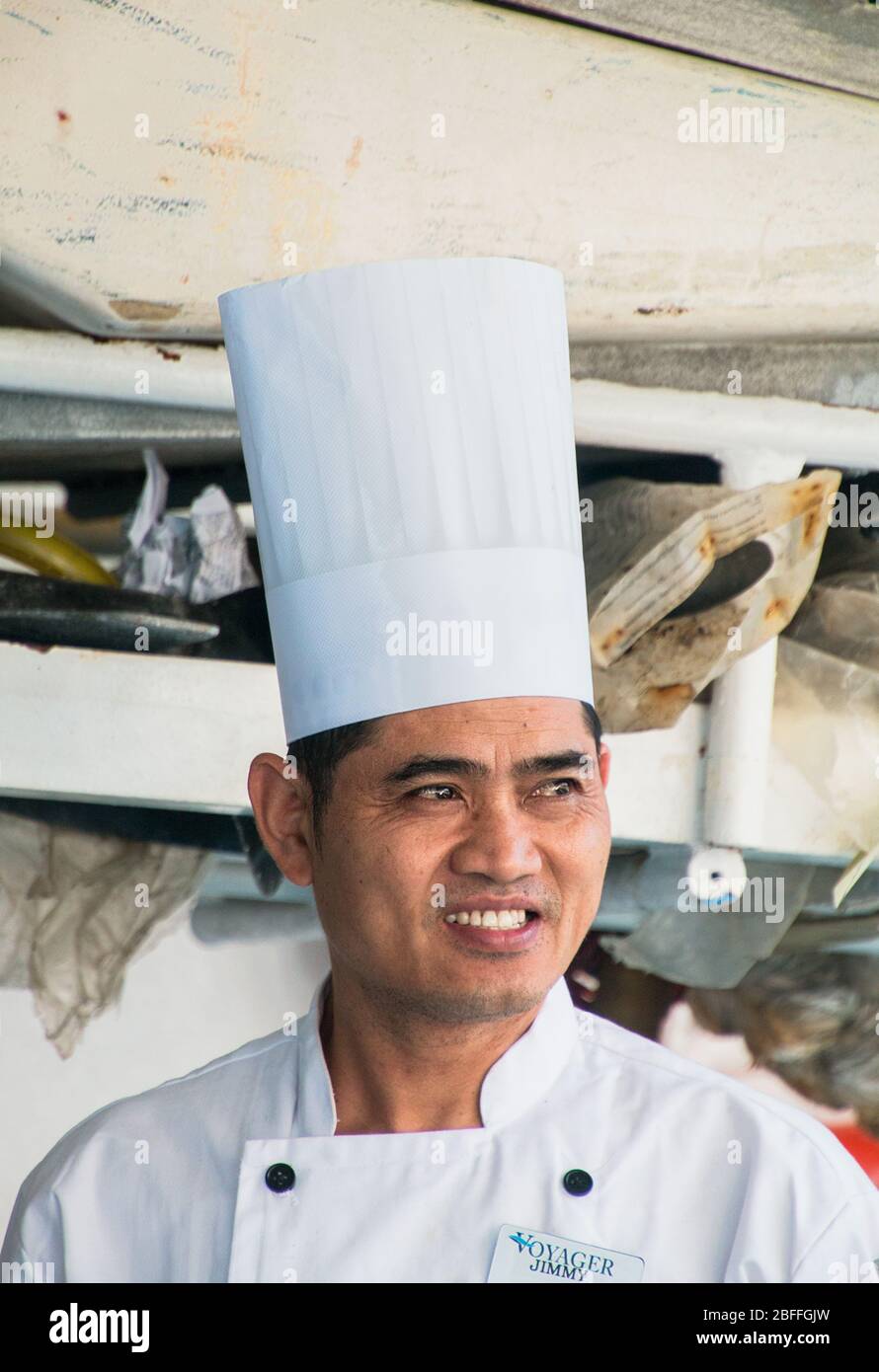 Overseas filipino workers hi-res stock photography and images - Alamy