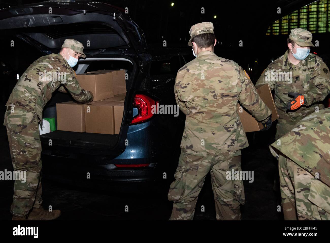 Bronx, United States Of America . 18th Apr, 2020. Soldiers of the U.S ...