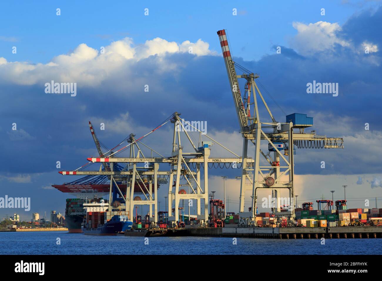 Container Port, Hamburg, Germany, Europe Stock Photo - Alamy