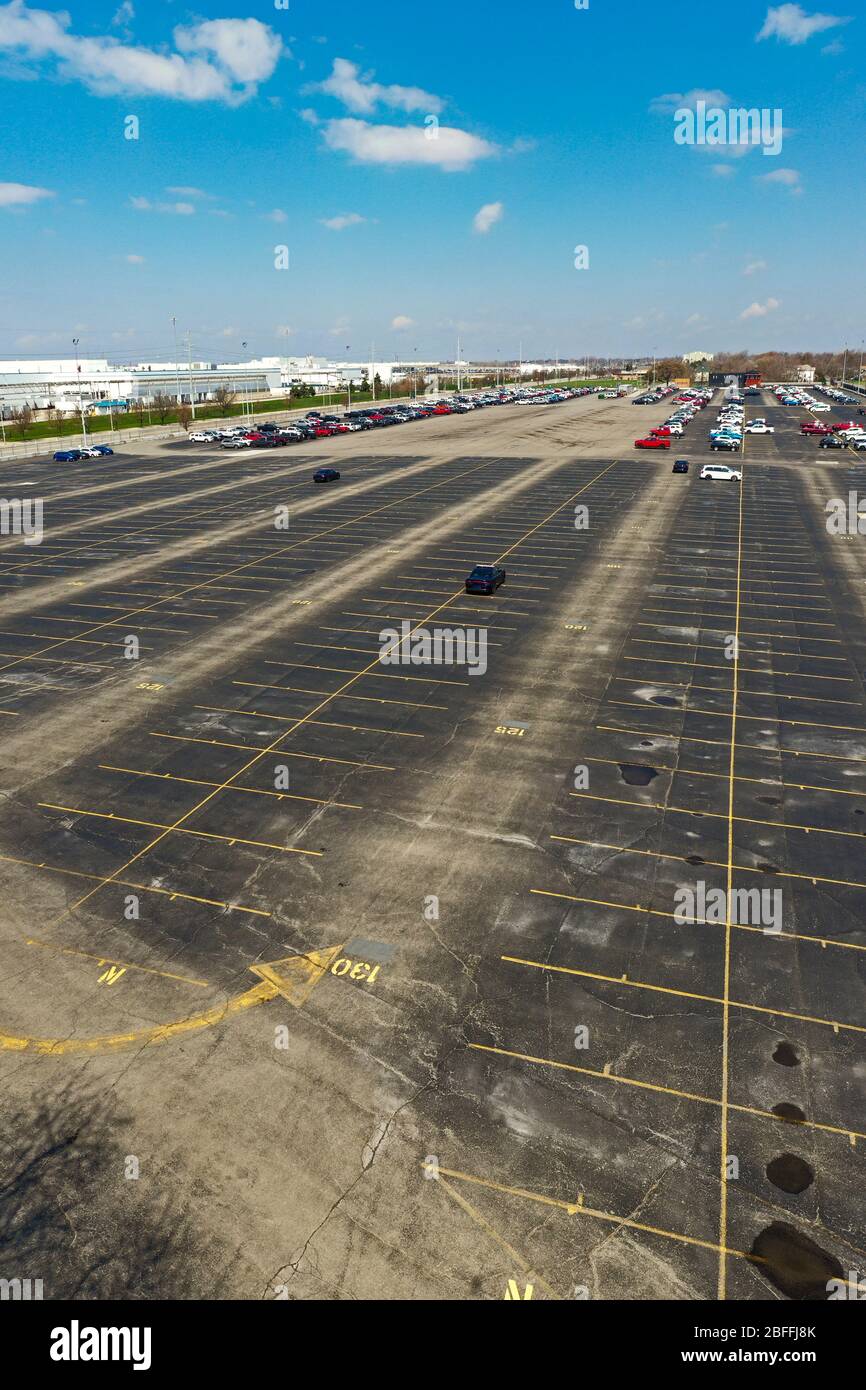 Auto manufacturing plant covid hi-res stock photography and images - Alamy