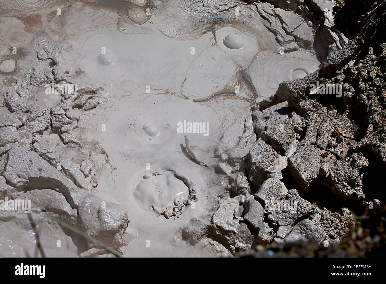 hot sulfur spring mud Stock Photo - Alamy