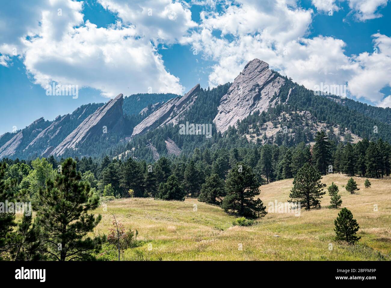 Colorado summer landscape hi-res stock photography and images - Alamy