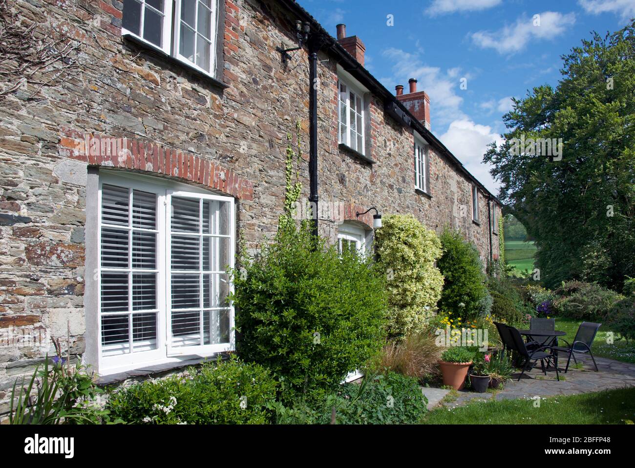 Typical cornwall architecture hi-res stock photography and images - Alamy